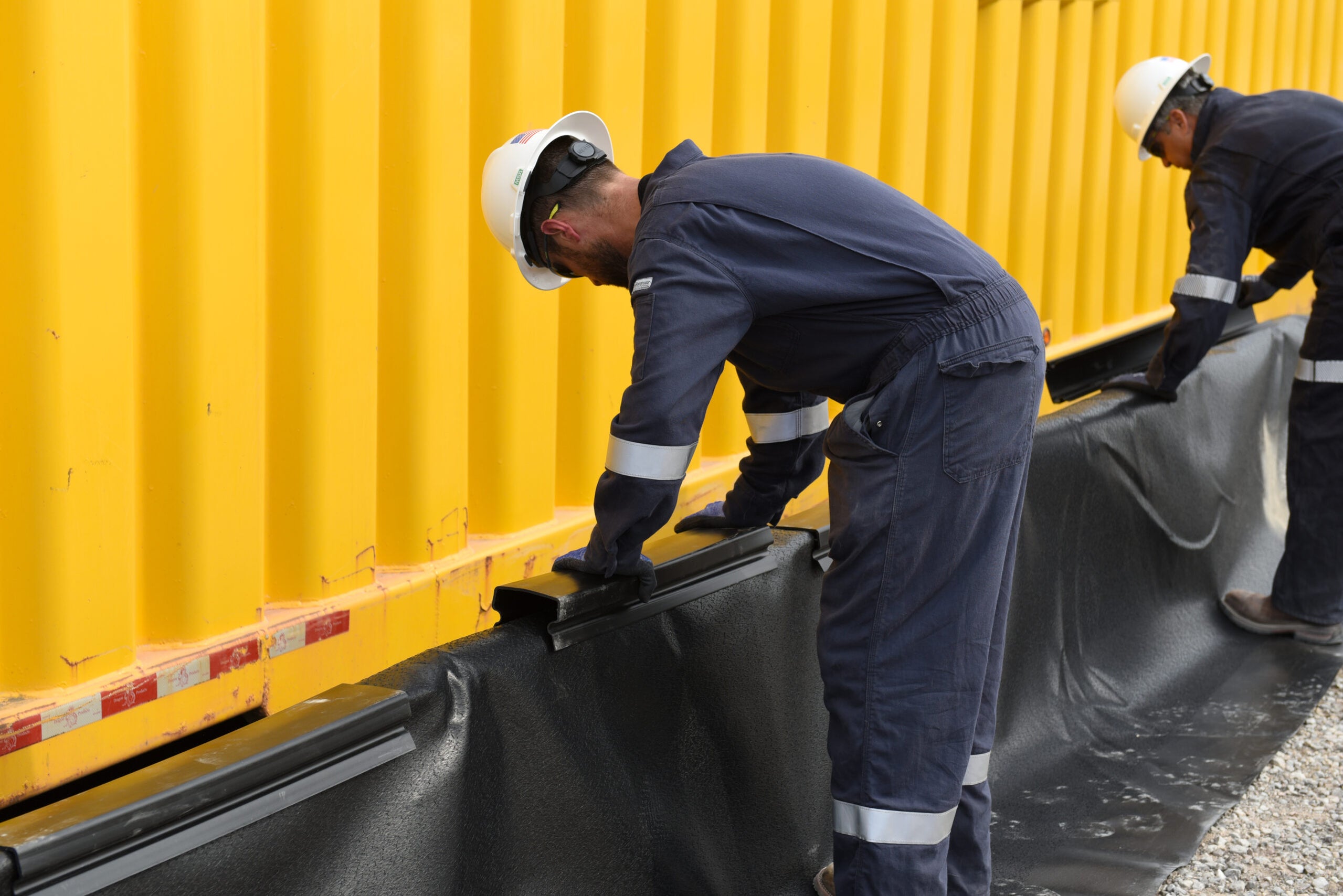 Ultra-Containment Wall® M2 — Consolidated Containment